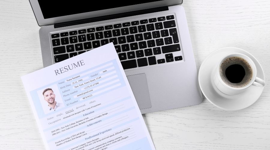 Resume Kaise Banaye – Hindi Me Step-by-Step Guide (2025) - Job Ki Baat